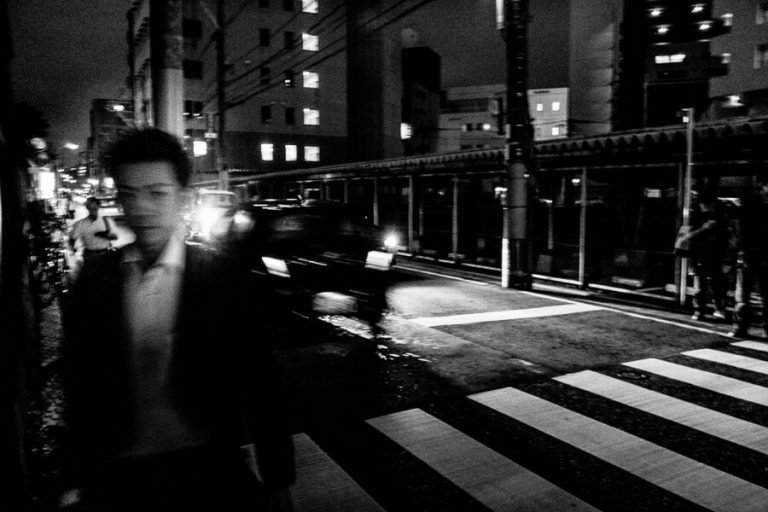 Stunning Night Street Photography: A step-by-step guide [20 Tips ...
