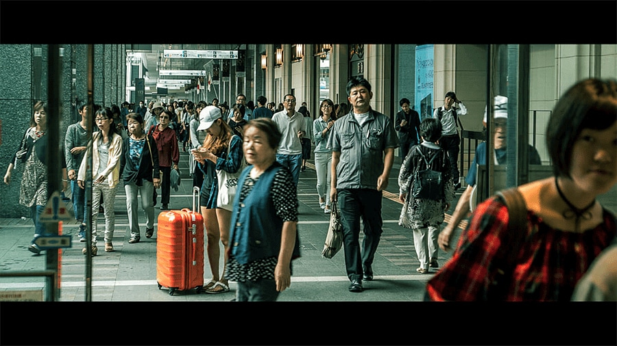Cinematic Street Photography tips: The definitive Guide – INSPIRED EYE